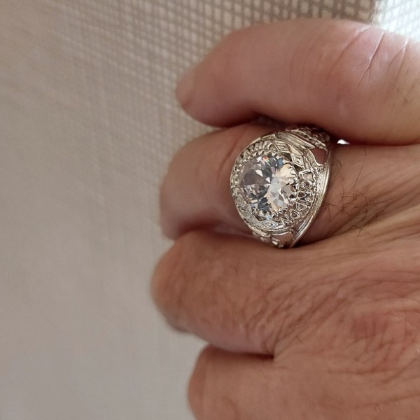 London University College Ring